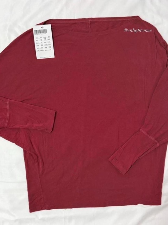 Brandy Melville | Tops | Brandy Melville Raspberry Red Aina Slouchy Top ...